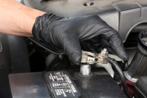 How To Tighten Battery Terminals: 6 Easy & Detailed Steps