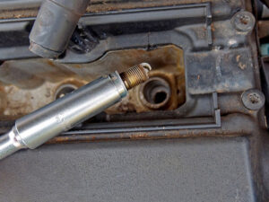 Cross Threading Spark Plugs: Root Causes And Best Resolutions