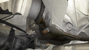 7 Signs Of Low Differential Fluid & How To Check, Replace It