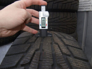 What Does 4/32 Tire Tread Percentage Mean? And Why It Matters