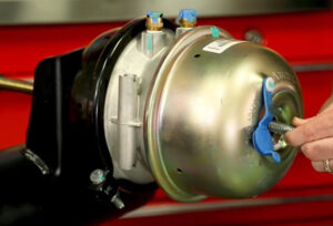 How To Manually Release Air Brakes Correctly With 4 Easy Steps