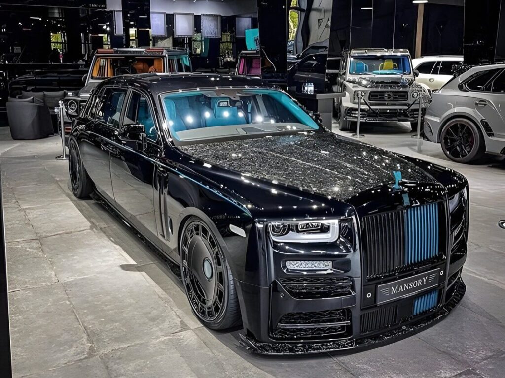 5 Incredible Ways Rolls-Royce’s Bespoke Interiors Redefine Luxury Like ...