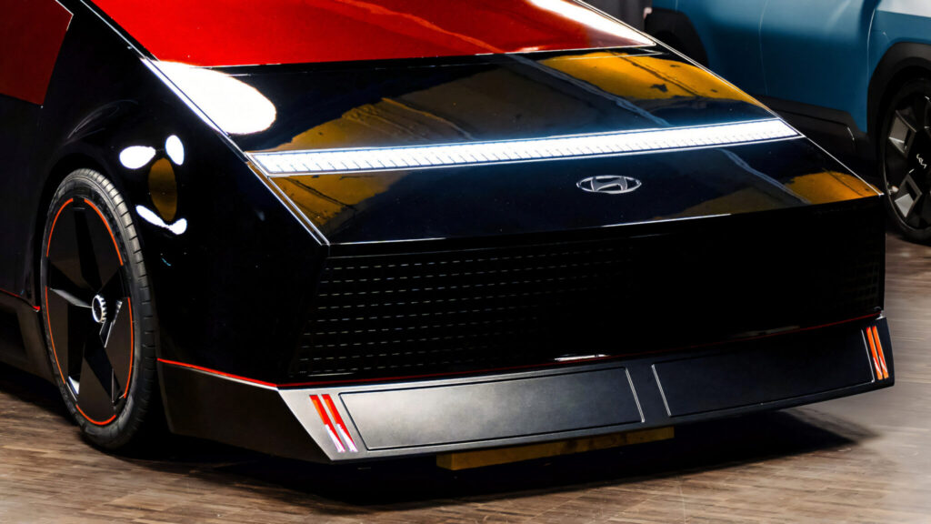 Hyundai Obsidian Concept Car Unveiled: 5 Reasons This $80,000 Dream ...